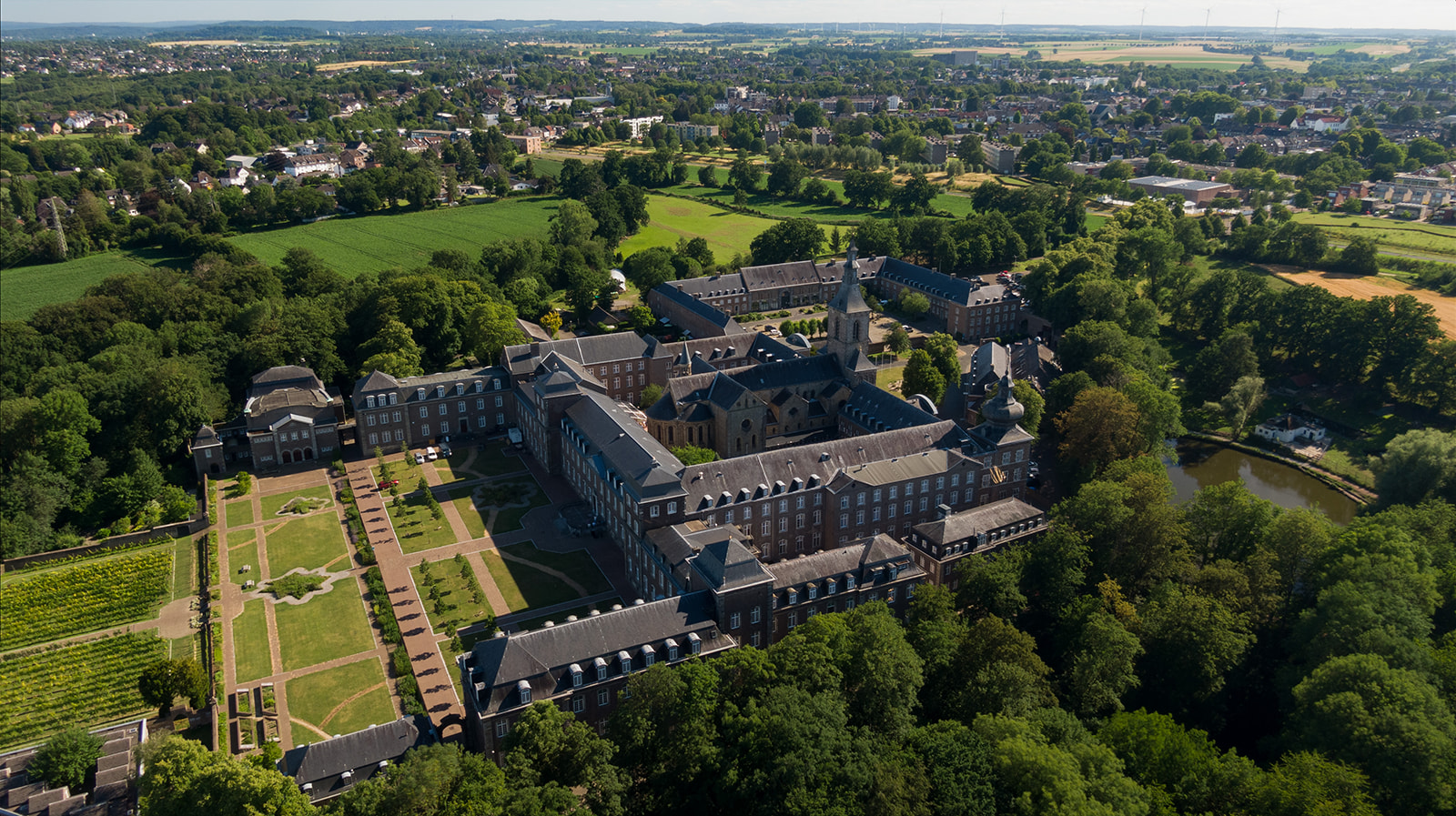 Abdij Hotel Rolduc - Genieten van gastvrijheid in een historische omgeving